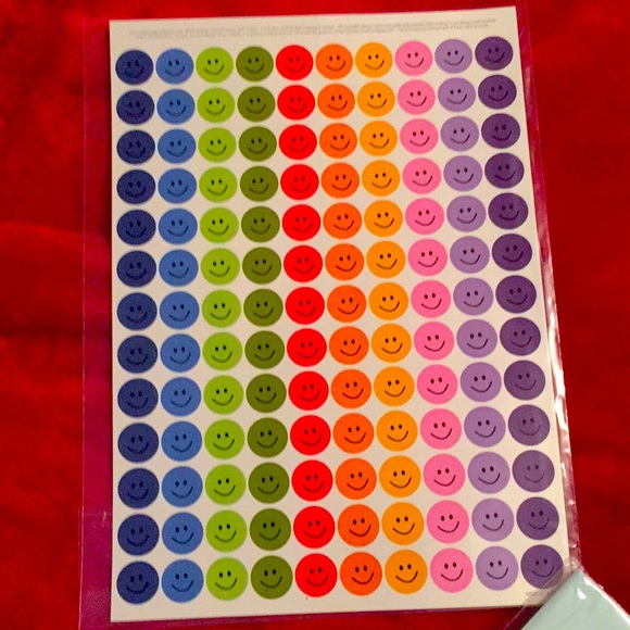 VictoriaChart Company | Toys | Packets Of Reusable Stickers Smiley Face ...